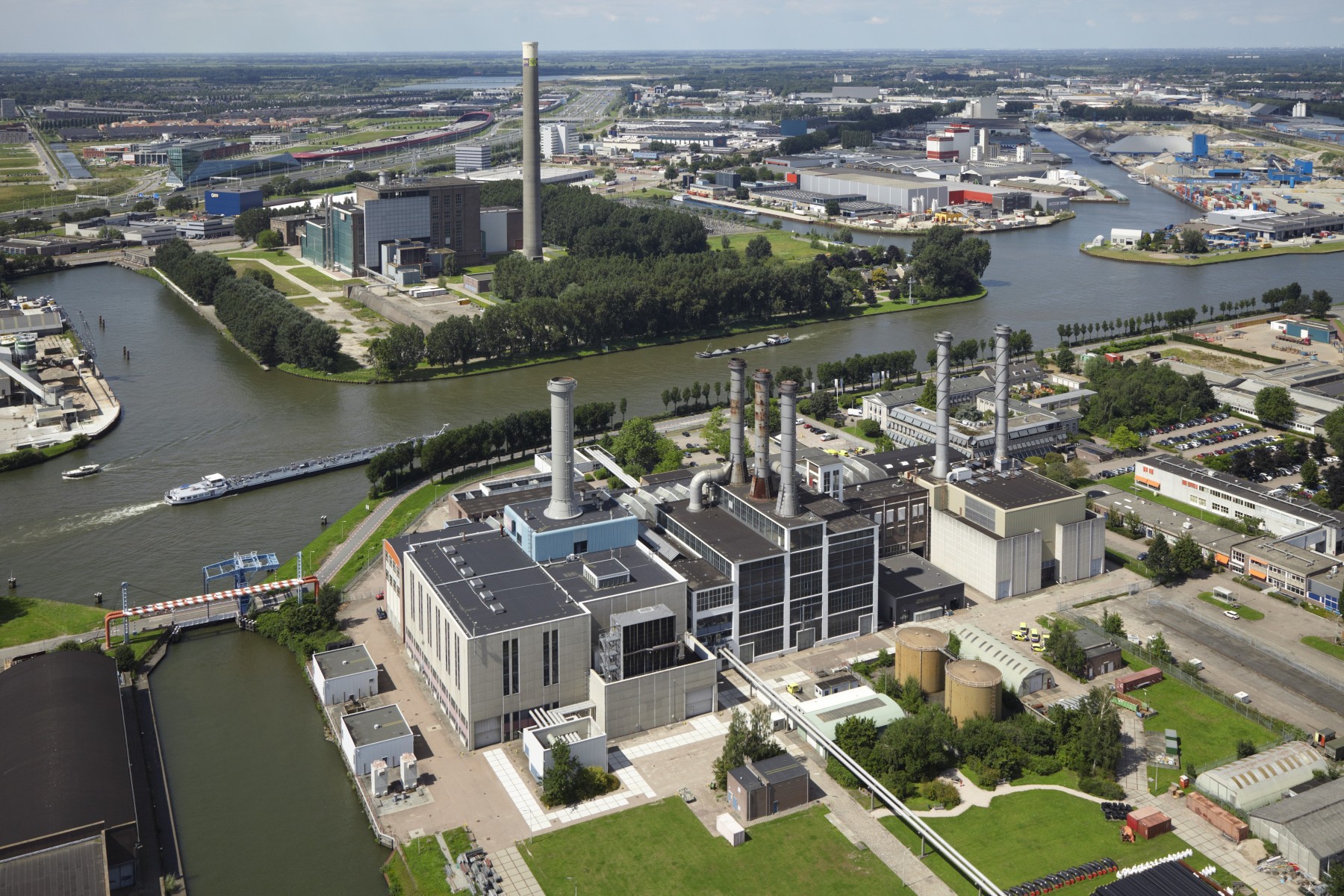 Utrecht | Beurskwartier | tot 90m | Planning | Page 15 | SkyscraperCity ...